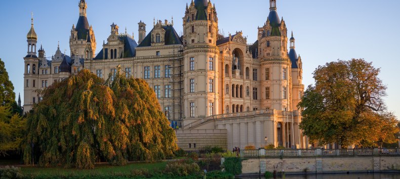 "montags bei littera et cetera" Lesung mit Dirk Gieselmann "Zeit ihres ...